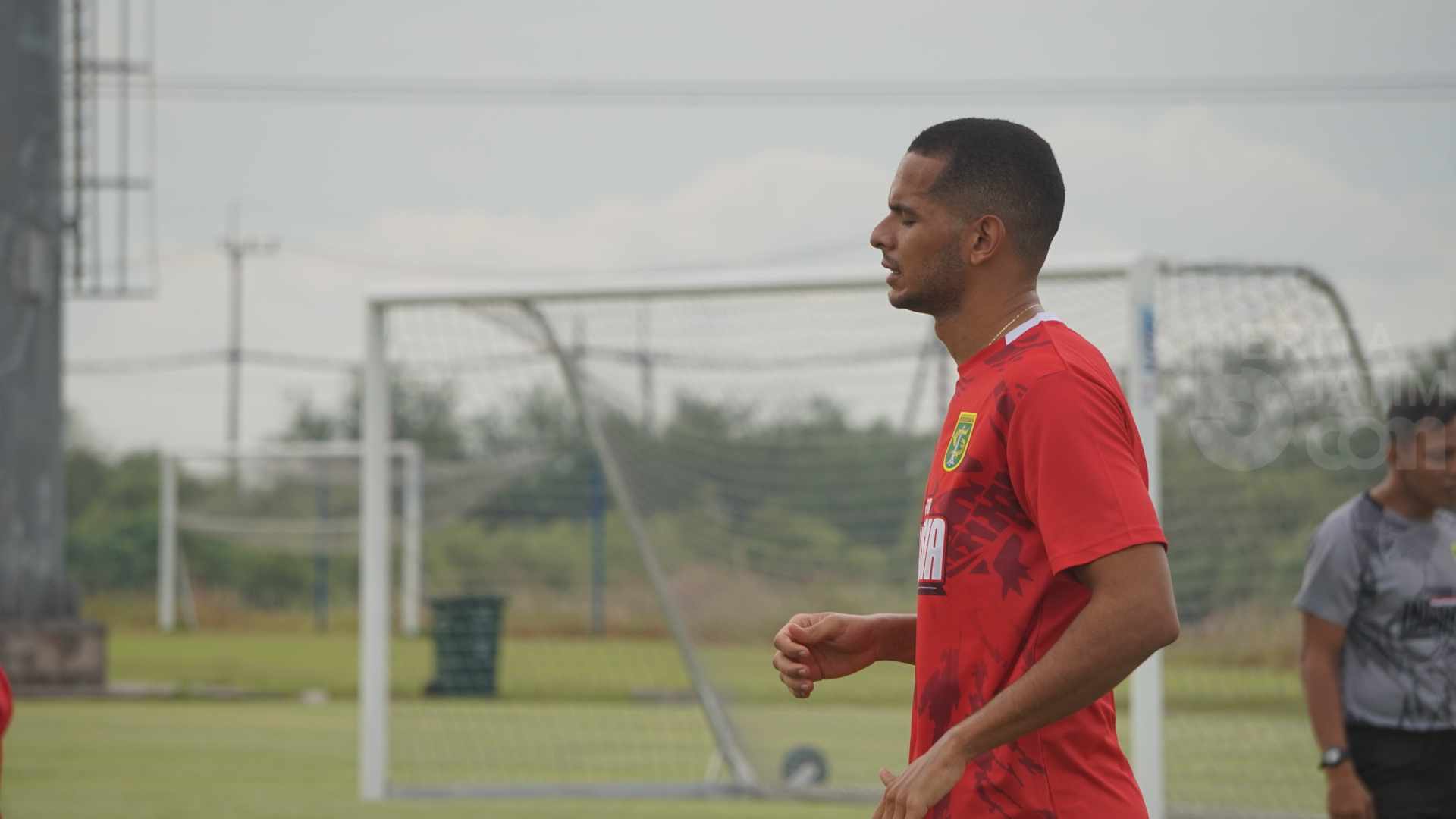 Leo Lelis Siap Bangun Chemistry Dengan Pemain Muda Persebaya