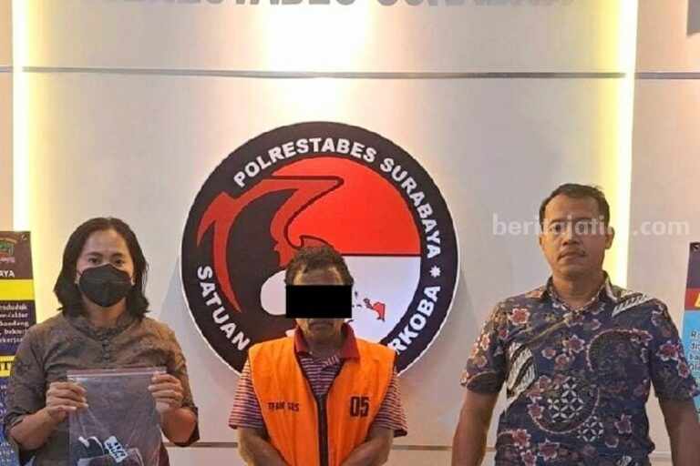 Tukang Rombeng Jual Sabu Pertama Kali Langsung Diborgol Polisi ...