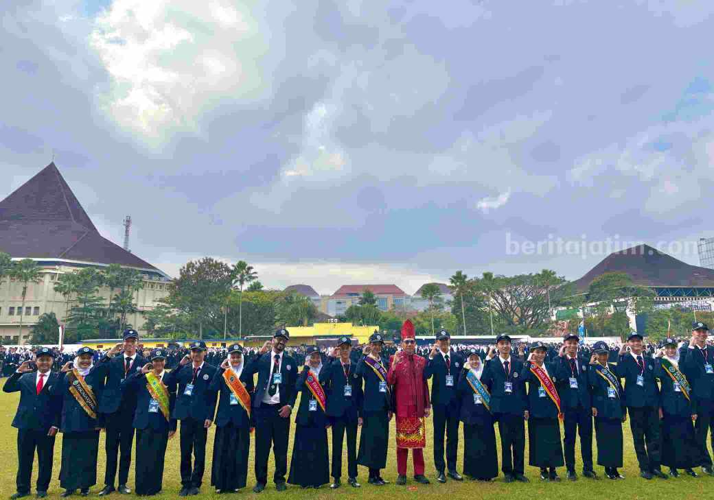 Semarak 17 Agustusan di UM Dengan Pembukaan PKKMB 11 Ribu Mahasiswa